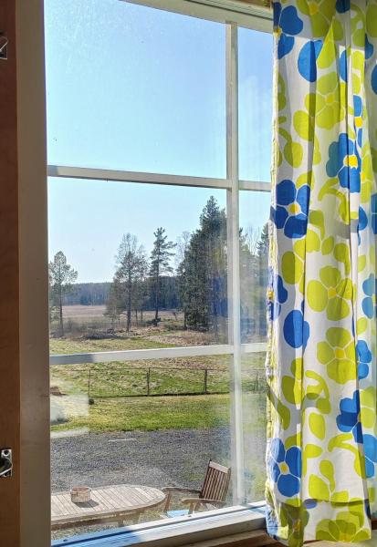 Maalaistalon Päätyhuoneisto Merikarvialla - Merikarvia