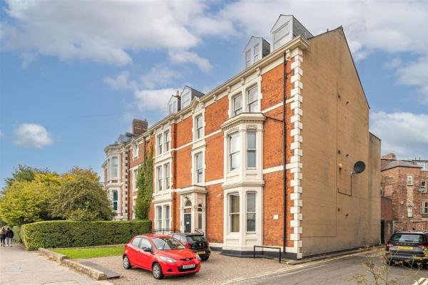 Modern Stylish Jesmond Apartment With Parking. - Gateshead
