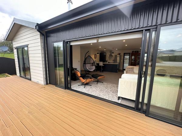 Naseby Modern Home - Naseby