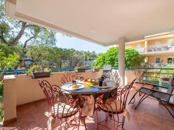 Apartment Le Cap Sud By Interhome - Cavalaire-sur-Mer