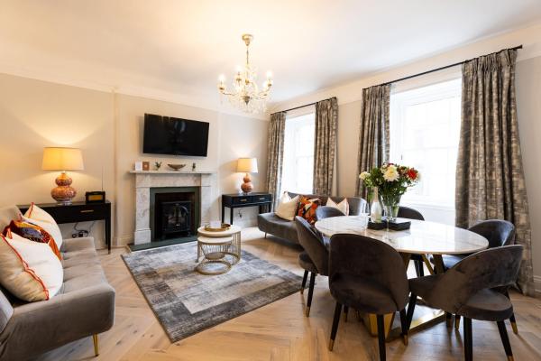 Rìgh Properties - Luxurious City Centre Three Bedroom Apartment - Edinburgh