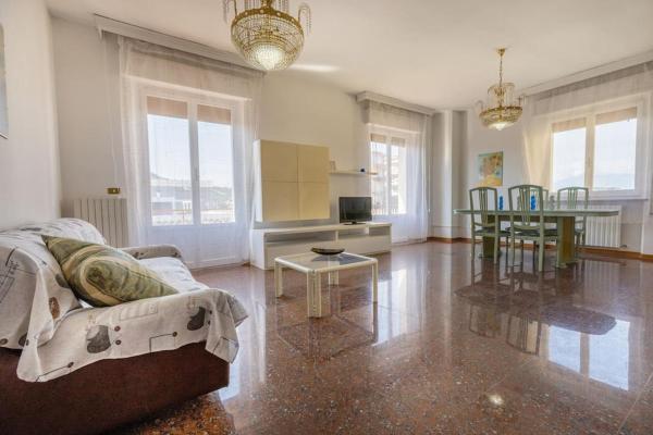 Il Lupo E La Volpe - Parcheggio Gratis - San Benedetto del Tronto