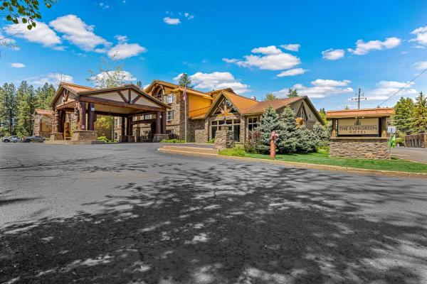 The Evergreen Hotel - McCall, ID
