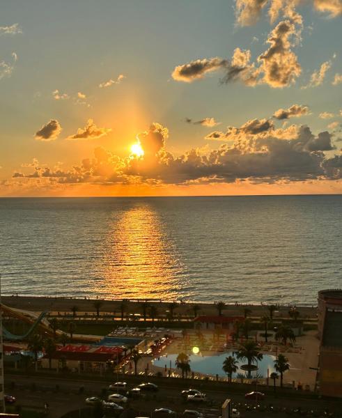 Black Sea Apartament - Batumi