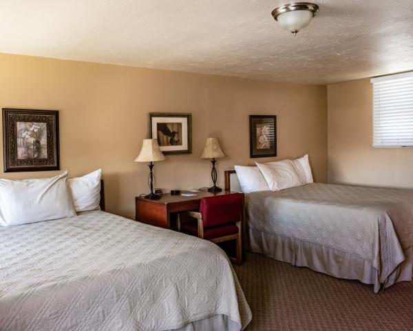 Oregon Trail Inn - Idaho (State)