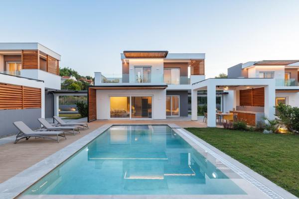 Summer Pearls Luxury Villas - Halkidiki