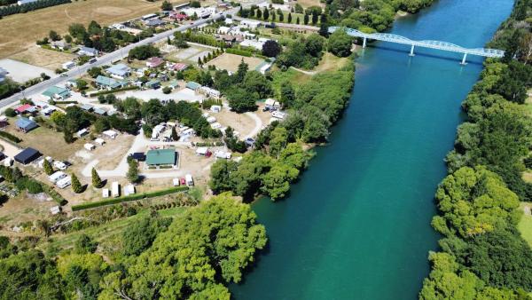Millers Flat Holiday Park - South Island