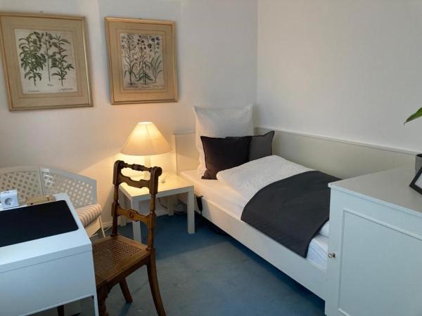Schönes Zimmer In Guter Lage In Aalen/unterkochen - Aalen