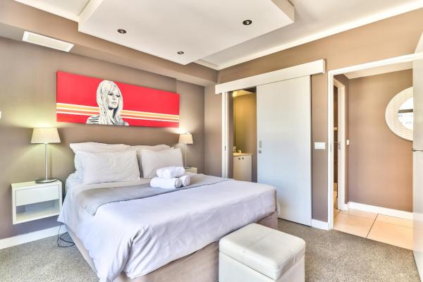 The Icon Apartment 1204 - Camps Bay
