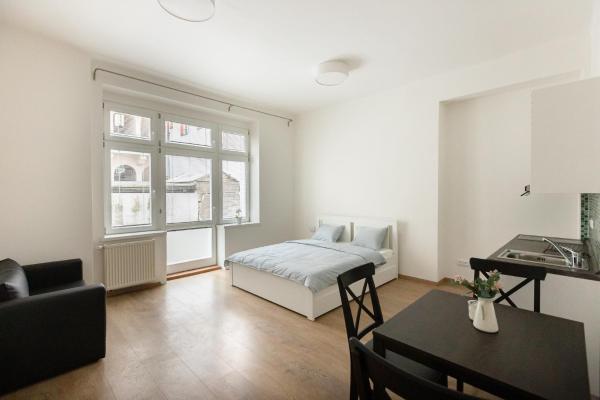 Cozy Studio In Quiet Courtyard Near Charles Bridge - Prague