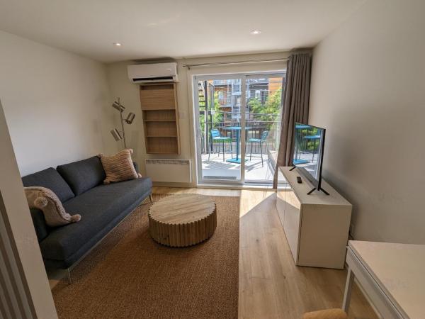 Mile-ex Haut De Gamme - Brossard