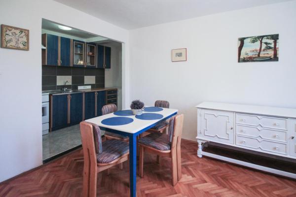 Apartment La Traviata With Parking - Rovinj