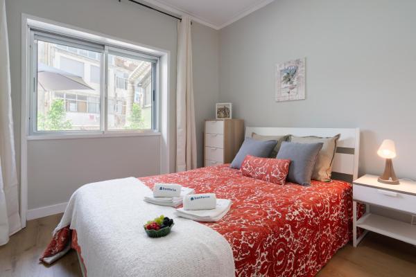 Host Wise - Modern Flats With Stunning Terrace Or Balcony - Central Location - Rio Tinto