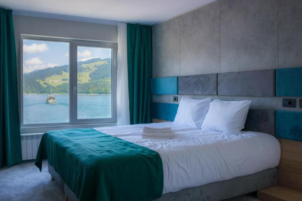 Hotel Plutitor Lebăda - Ceahlău