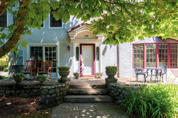 The Villa Bed And Breakfast - Rhode Island