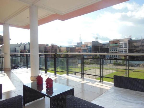 Spacious 5-bedroom Family Villa With En-suites - Addis-Abeba