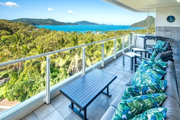 Yacht Harbour Tower 5 - Oceanviews, Buggy And Private Lift Access And Valet Service - Hamilton Island