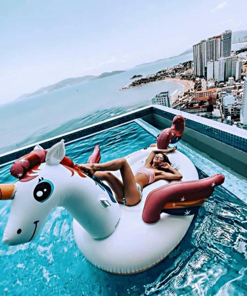 Beachfront Scenia Bay Apartment Nha Trang - Vietnam