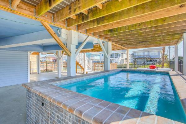 Waterfront Home W/ Deck In North Myrtle Beach! - Sunset Beach, NC