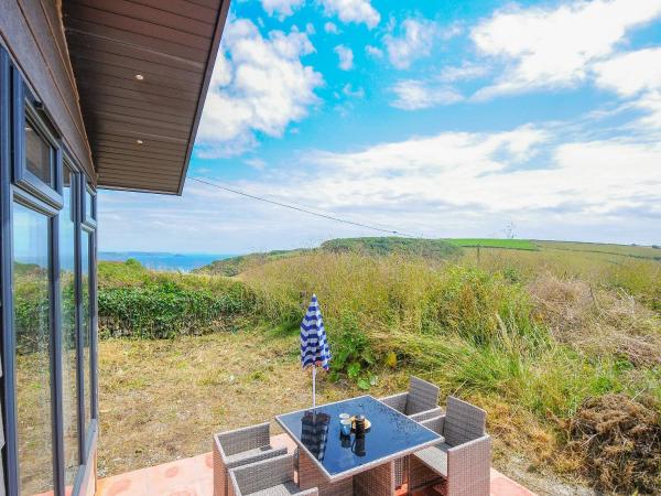 Midway Lodge - Cawsand