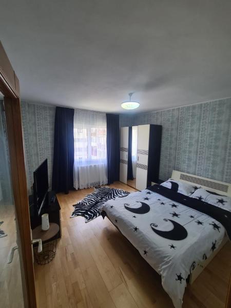 Garsoniera Slanic-moldova - Slănic Moldova
