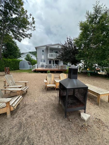 Maison Sur La Plage - La Tuque