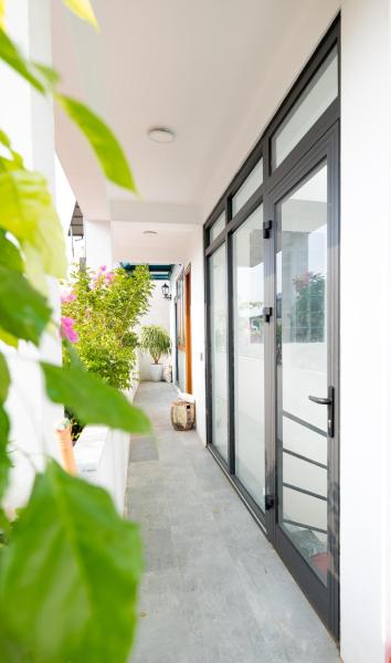 Tv-netflix Stu 302 Near Uncle Ho's Mausoleum - Hanoi