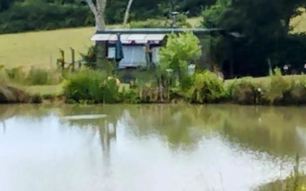 Peaceful Ensuite Lakeside Cabin 'Tench' - Uckfield