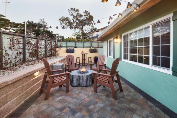 Villa Franca Inn - Pacific Grove, CA