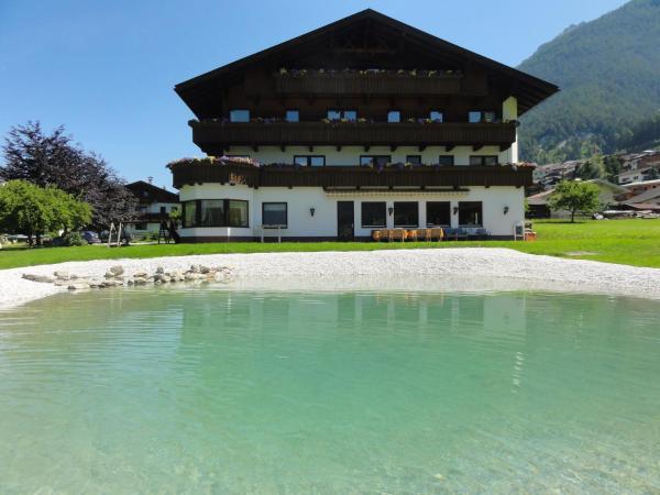 Hotel Steuxner - Tyrol
