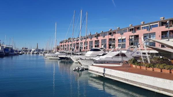 Bilocale Sull'acqua Al Porto Antico - Genoa