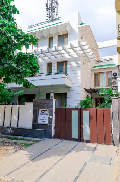 Ahuja Residency Cyber City I - 구르가온