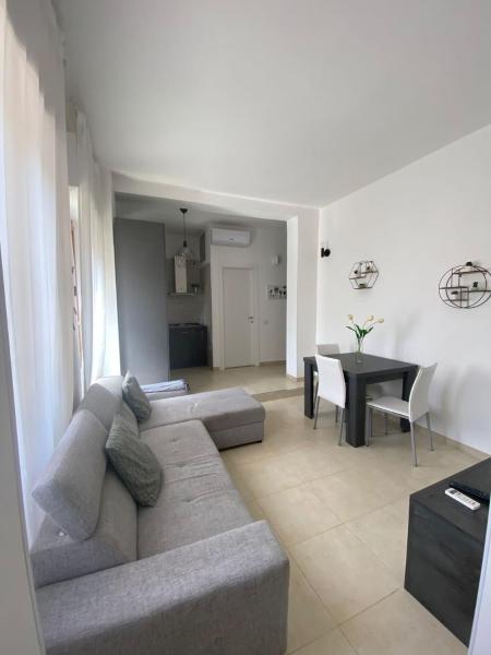Civico 107 - Apartment With Private Parking - Quartu Sant’Elena