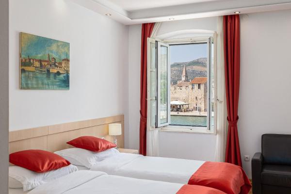 Heritage Hotel Vila Sikaa - Trogir