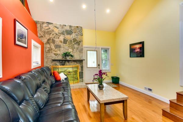 Massachusetts Vacation Rental 5 Mi To Fall River - Bristol, RI