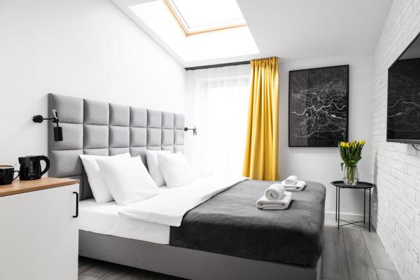 Househost Apartament: Ul. Miodowa 42/42a - Krakow