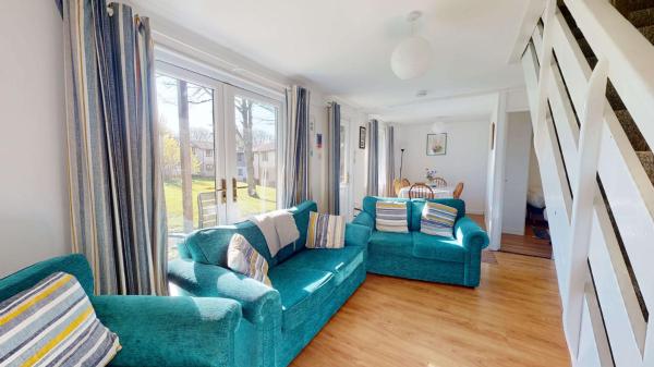 87 Strawberry Hill, Tolroy Manor - Praa Sands