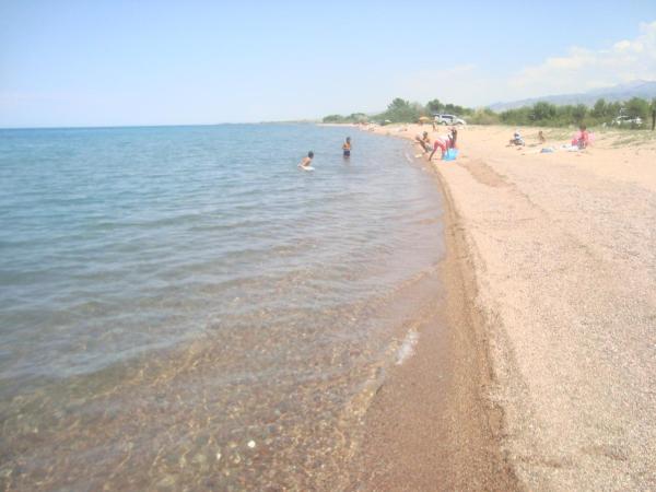 Tamga Breeze Inn - 吉爾吉斯