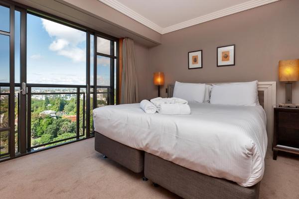 High-level Historic 1 Bed With Stunning Views - Auckland