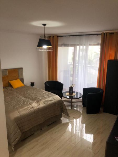 Golden Apartment - Wrocław