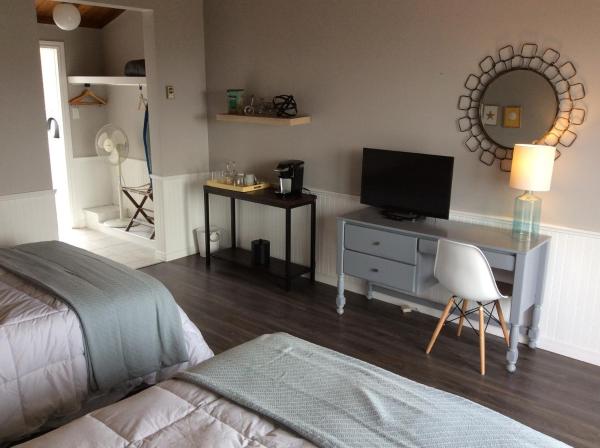 The Iona Heights Inn - Cape Breton Island