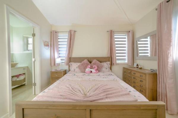 Attractive 3-bedroom Home - Harbour Breeze - Antigua and Barbuda