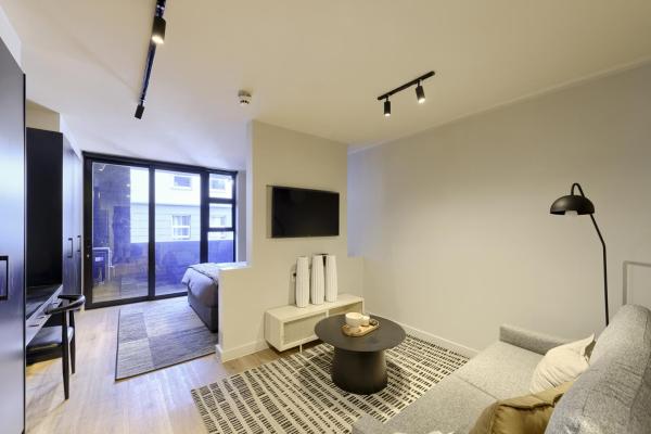 City Adventure Awaits, Comfy Oasis With Pool & Gym - Camps Bay