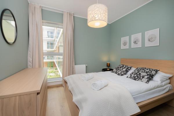 Bright & Stylish Apartment With Balcony 1,5 Km To Gdańsk Main City By Noclegi Renters - Gdańsk