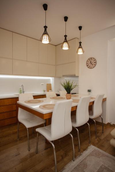 446 Central Studio - Albanie