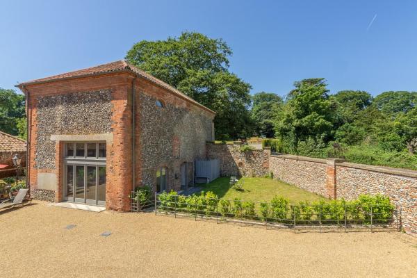 Tun House - Blakeney
