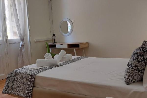 Fokionos Athens Centre 5 Bd, 1,5 Bath - Atene