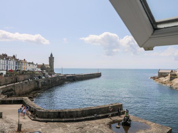 Sea Star - Porthleven
