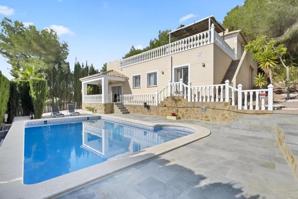 Villa Kip, Private Pool & Jacuzzi Surrounded By Nature - Pilar de la Horadada