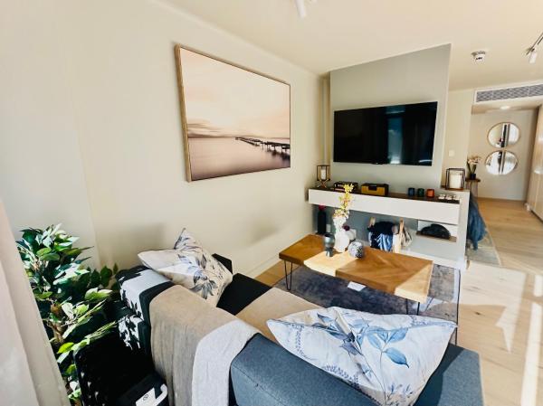 Tokyo Studio With Balcony - Book 4 & Get 5th Night Free - Kapstadt